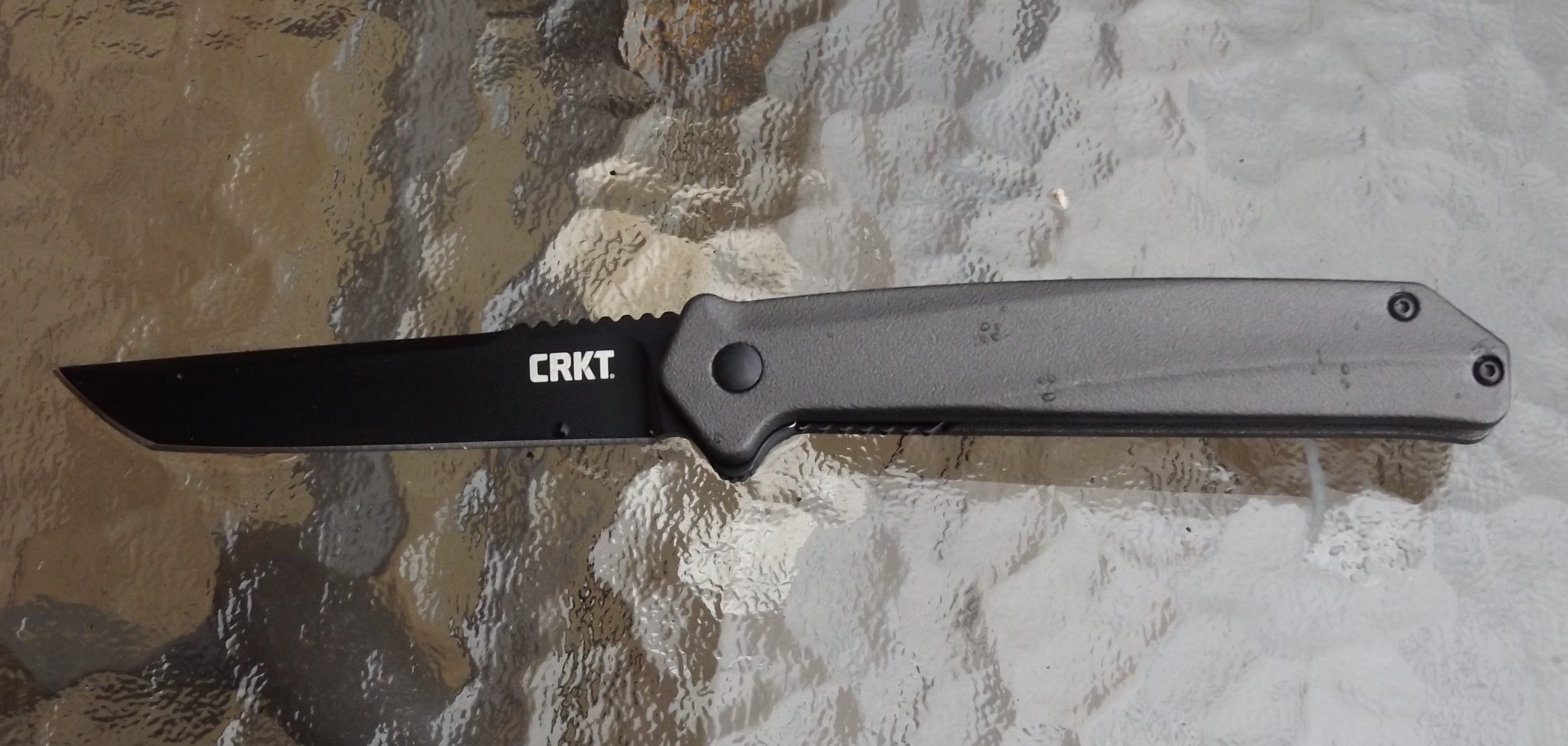 CRKT Helical knife review by Pat Cascio of SurvivalBlog