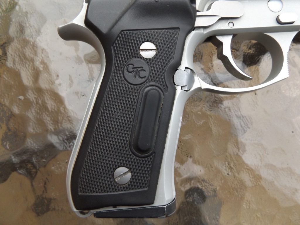 Beretta 92FS Stainless Review and Shooting Test, By Pat Cascio