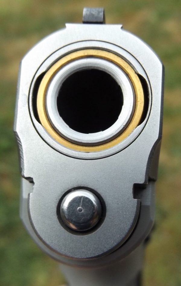 Smith & Wesson Shorty .40, by Pat Cascio. Briley Spherical barrel bushing.