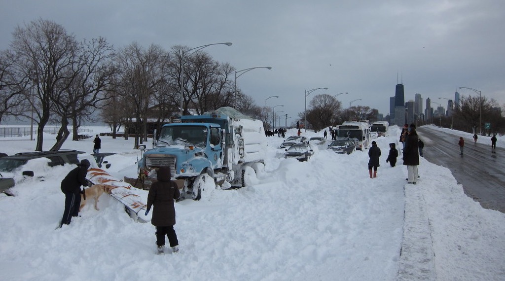 January 2, 1999, major snowstorm struck the Midwestern U.S.