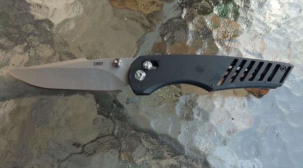 The CRKT Definitive Crossbar Lock was designed by MJ Lerch.