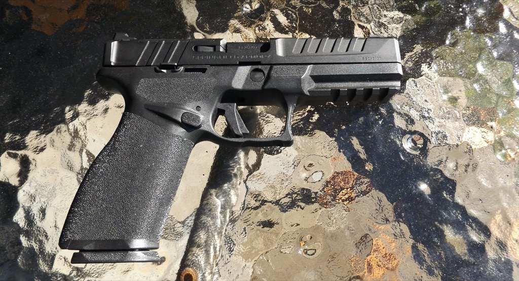 Springfield Armory Echelon Pistol, by Pat Cascio. Weighs in at 23.9-oz.