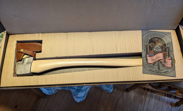 Review: Warwood Tool Perfect Axe, by Thomas Christianson